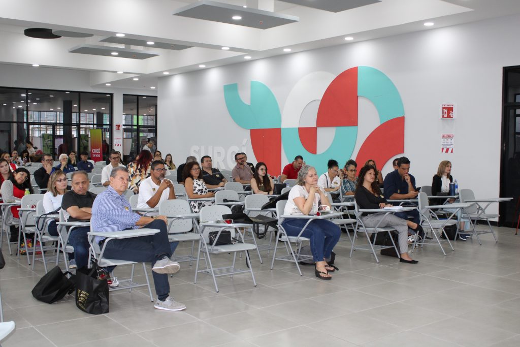 ARQUITECTURA CON PROPÓSITO - Universidad Central